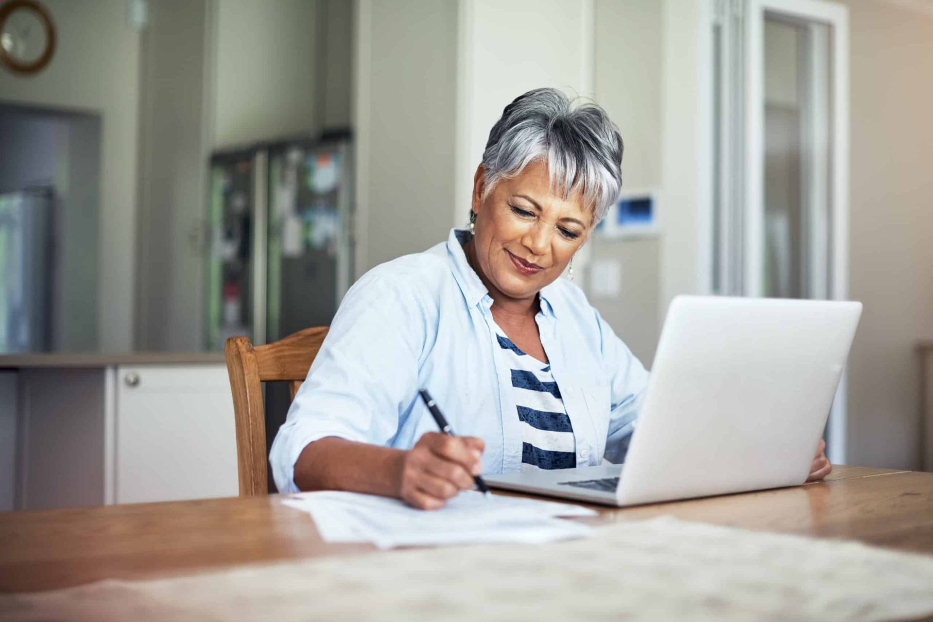 How Supplemental Vision Insurance Works and Why You Need to Buy